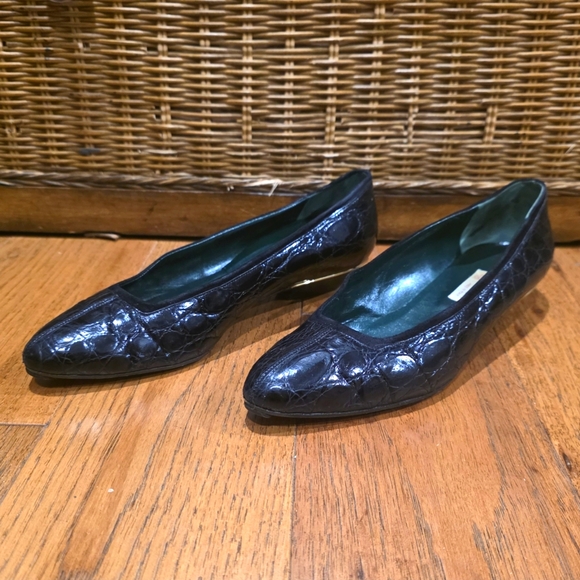 Gucci | Shoes | Vintage Gucci Black Textured Ballet Flats With Round ...